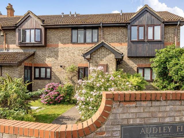 1 bedroom terraced house for sale