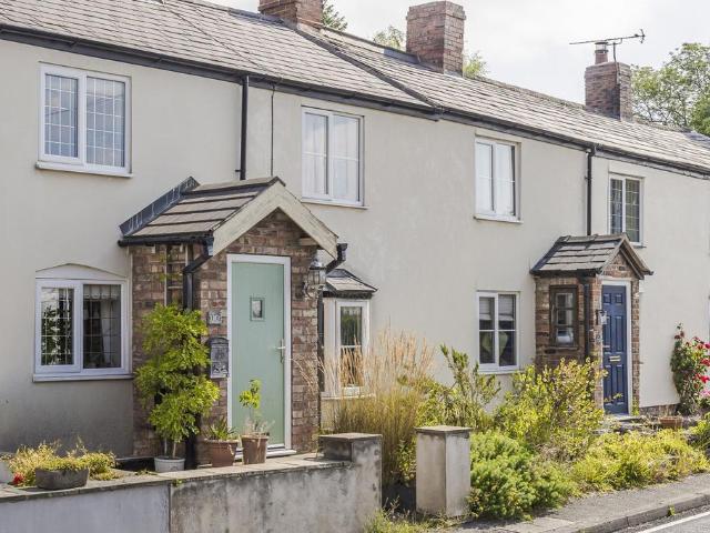 1 bedroom terraced house for sale