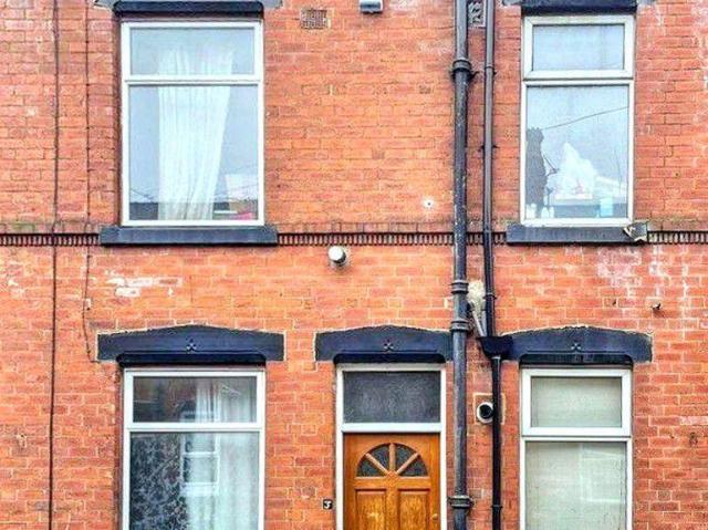 1 bedroom terraced house for sale