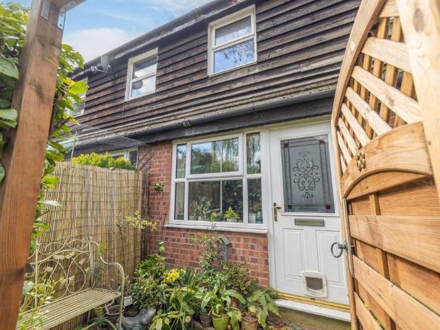 1 bedroom terraced house for sale