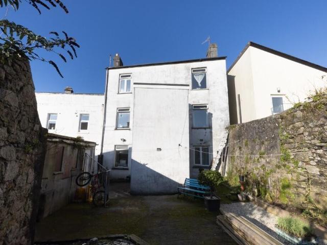 1 bedroom terraced house for sale