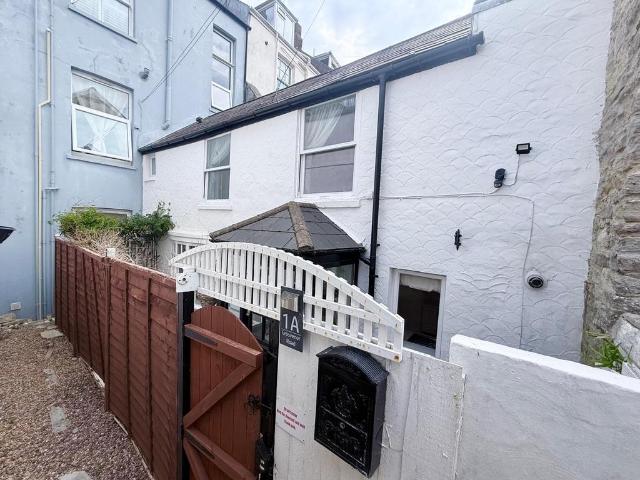 1 bedroom terraced house for sale