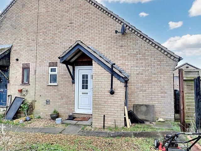 1 bedroom terraced house for sale