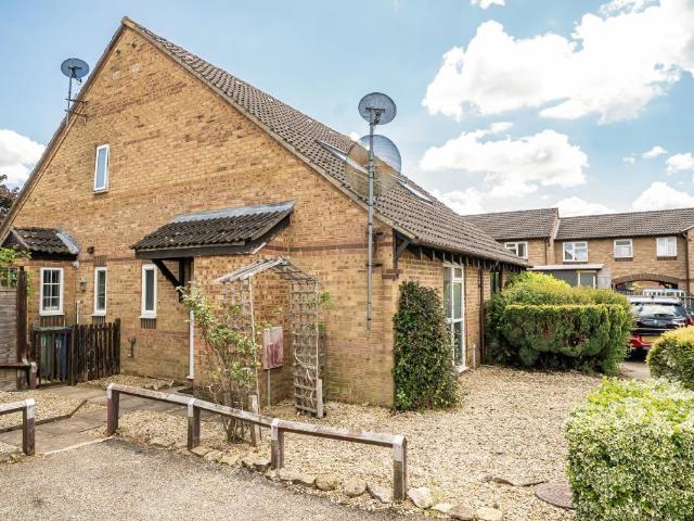1 bedroom terraced house for sale