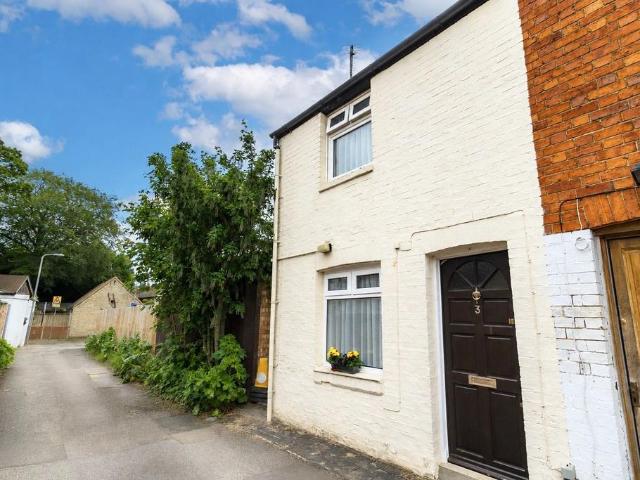 1 bedroom terraced house for sale