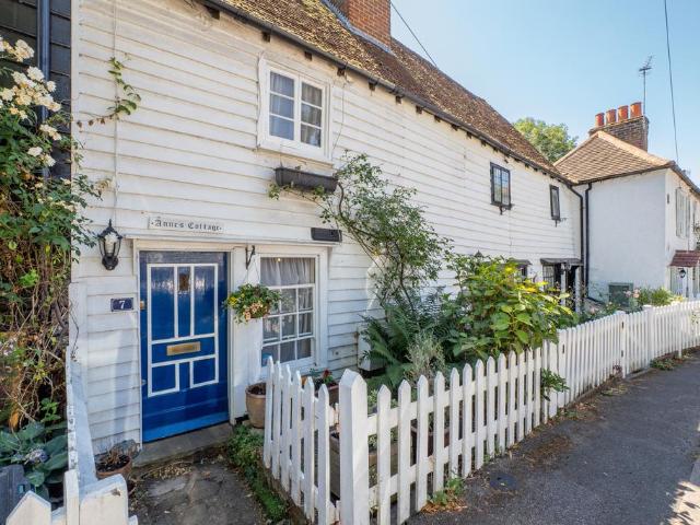 1 bedroom terraced house for sale