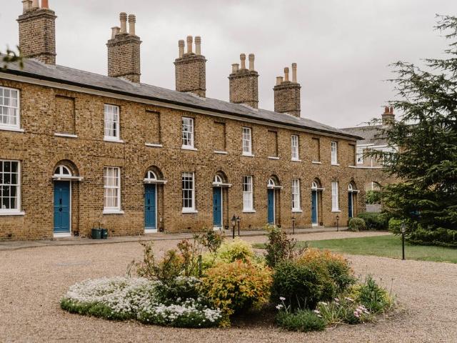 1 bedroom terraced house for sale