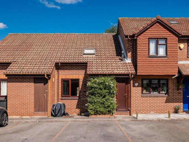1 bedroom terraced house for sale