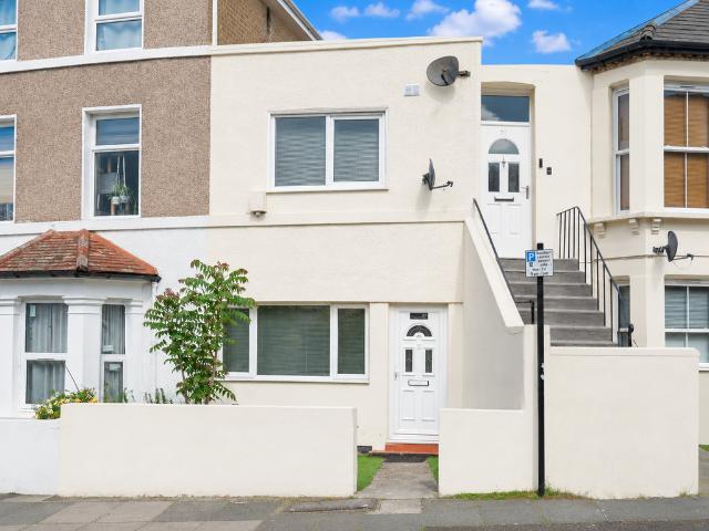 1 bedroom terraced house for sale