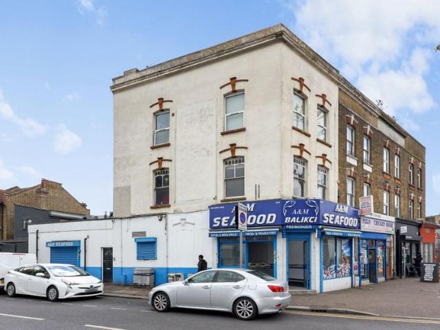 1 bedroom terraced house for sale