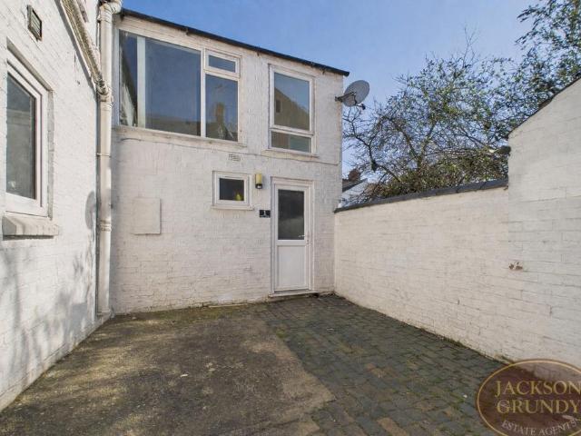 1 bedroom terraced house for sale