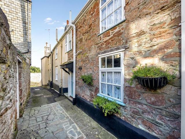 1 bedroom terraced house for sale