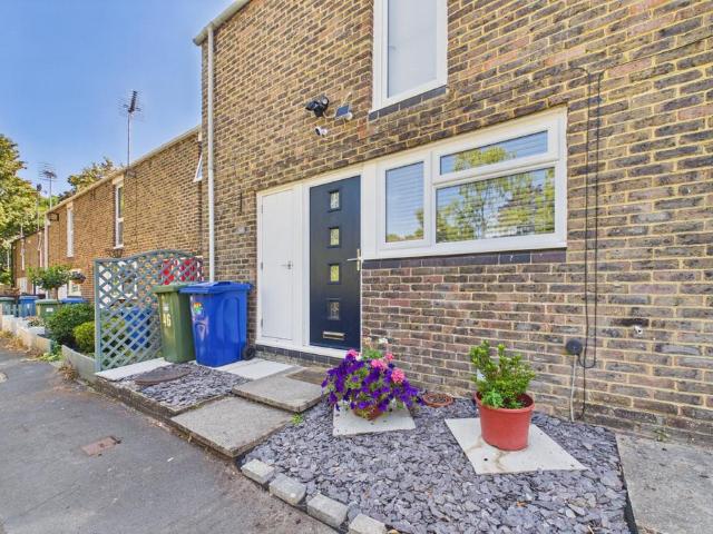 1 bedroom terraced house for sale