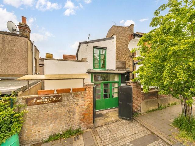 1 bedroom terraced house for sale