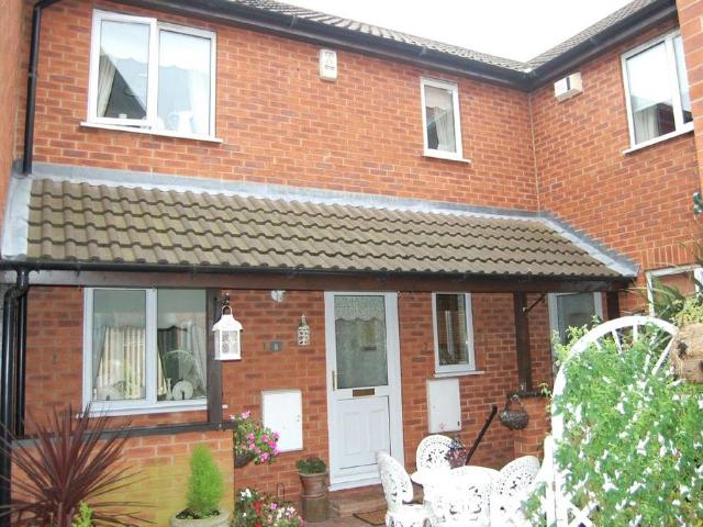 1 bedroom terraced house for sale