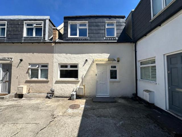 1 bedroom terraced house for sale