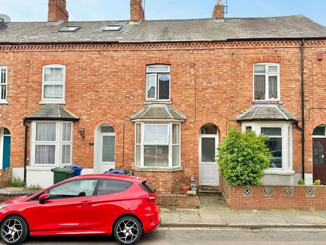 1 bedroom terraced house for sale