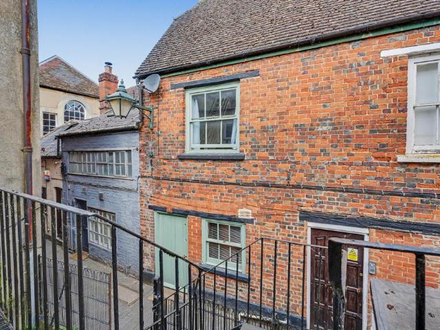 1 bedroom terraced house for sale