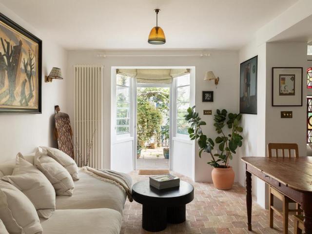 1 bedroom terraced house for sale