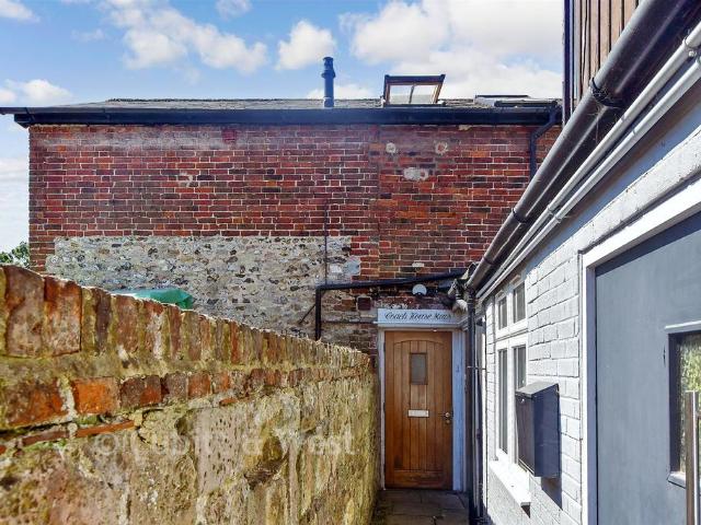 1 bedroom terraced house for sale