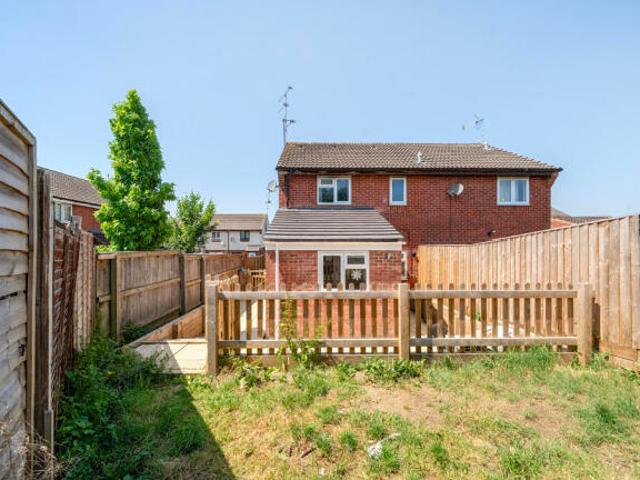 1 bedroom terraced house for sale in 11 Hampshire Close, Ramleaze, Swindon, SN5