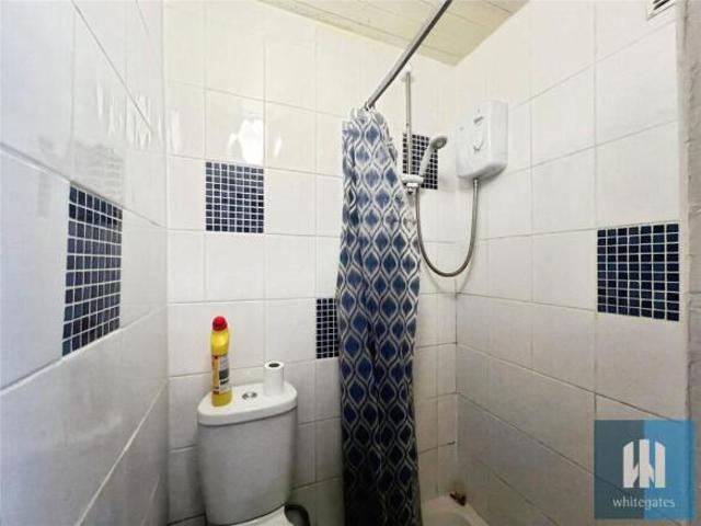 1 bedroom terraced house for sale in Church Lane, Moldgreen, Huddersfield, HD5