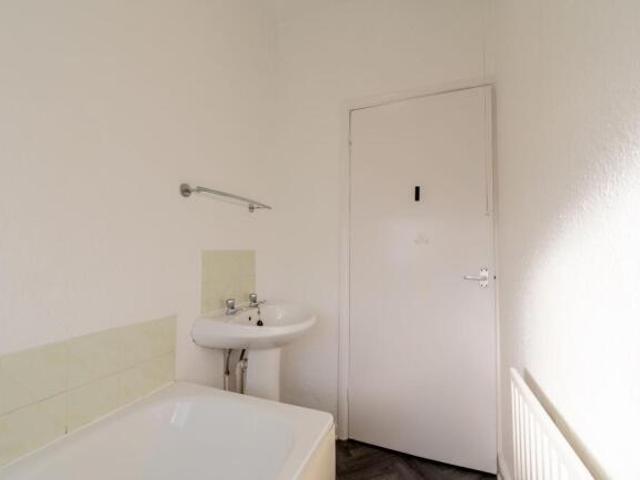 1 bedroom terraced house for sale in Aisthorpe Road, Woodseats, S8