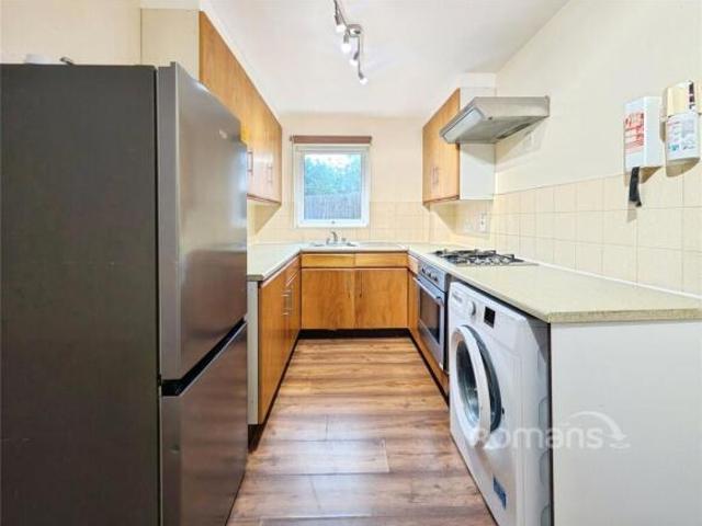 1 bedroom terraced house for sale in Beaconsfield Way, Earley, Reading, RG6