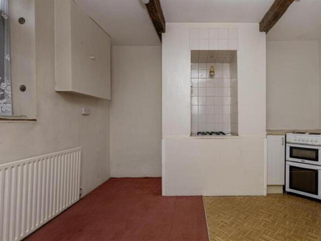 1 bedroom terraced house for sale in Beaumont Street, Huddersfield, HD4