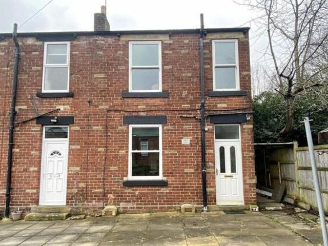 1 Bedroom Terraced House For Sale In Earlsheaton, Dewsbury