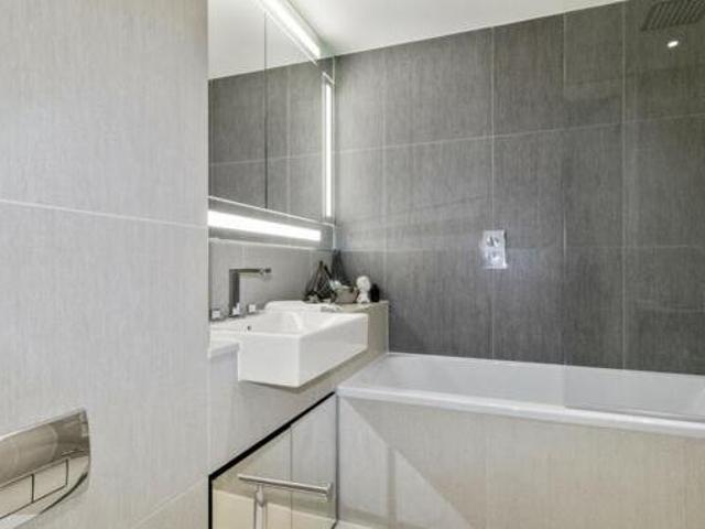 1 Bedroom Terraced House For Sale In London