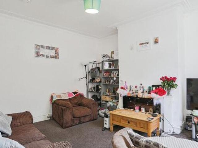 1 Bedroom Terraced House For Sale In Leeds