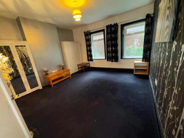 1 bedroom terraced house for sale in Manchester Road, Huddersfield, HD7