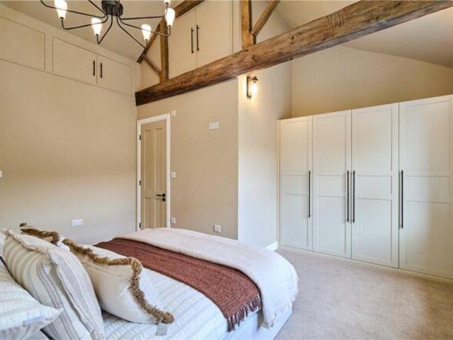 1 bedroom terraced house for sale in Mercury Row, Otley, West Yorkshire, LS21