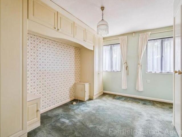 1 bedroom terraced house for sale in St. Martins Close, Watford, WD19