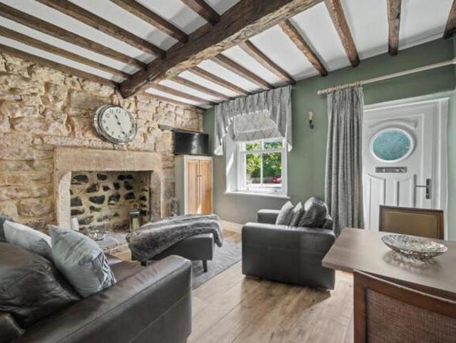 1 bedroom terraced house for sale in Pannal Ash Road, Harrogate, North Yorkshire, HG2