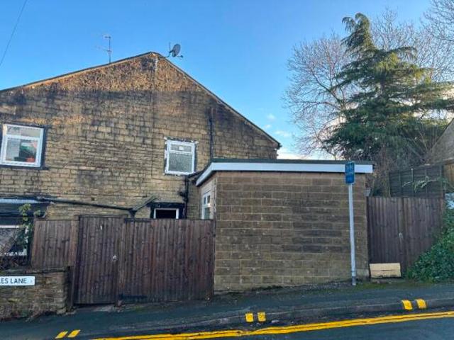 1 bedroom terraced house for sale in Pickles Lane, Bradford, West Yorkshire, BD7