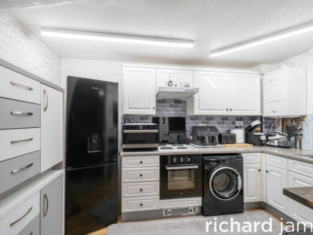 1 bedroom terraced house for sale in Risingham Mead, Westlea, Swindon, SN5