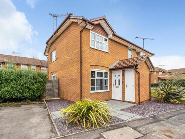 1 Bedroom Terraced House For Sale In Woodley