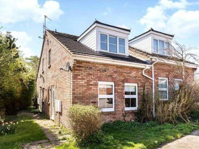1 Bedroom Terraced House For Sale In Tring, Hertfordshire