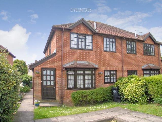 1 bedroom Terraced House to let