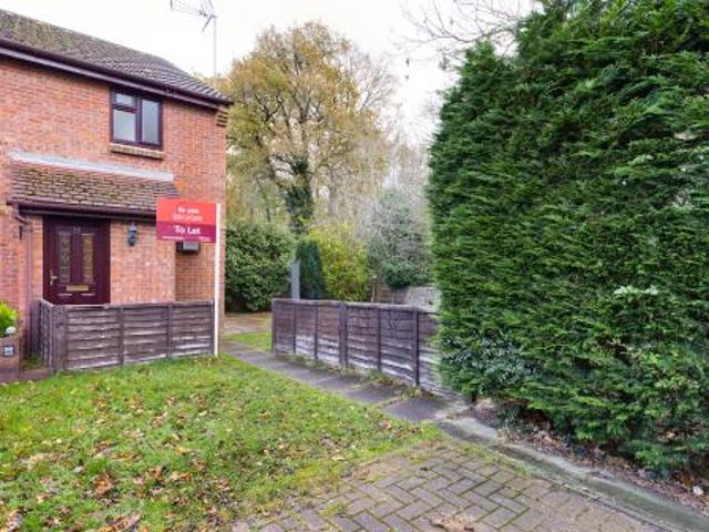 1 bedroom Terraced House To Let