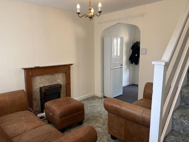1 bedroom terraced house to rent