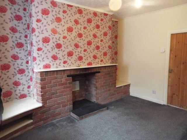 1 bedroom terraced house to rent