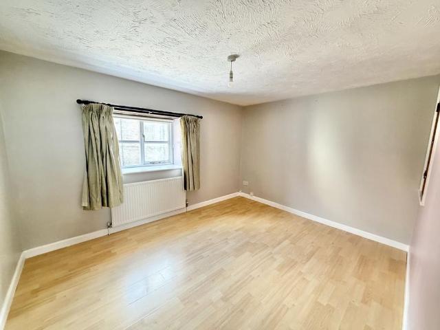 1 bedroom terraced house to rent