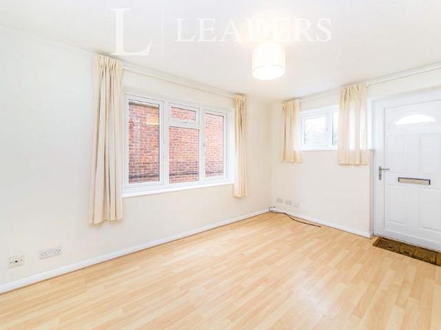 1 bedroom terraced house to rent