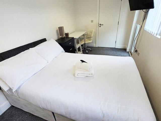 1 bedroom terraced house to rent