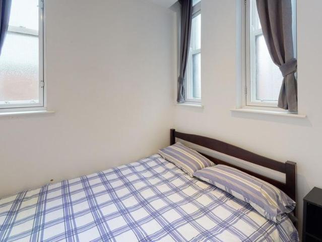 1 bedroom terraced house to rent