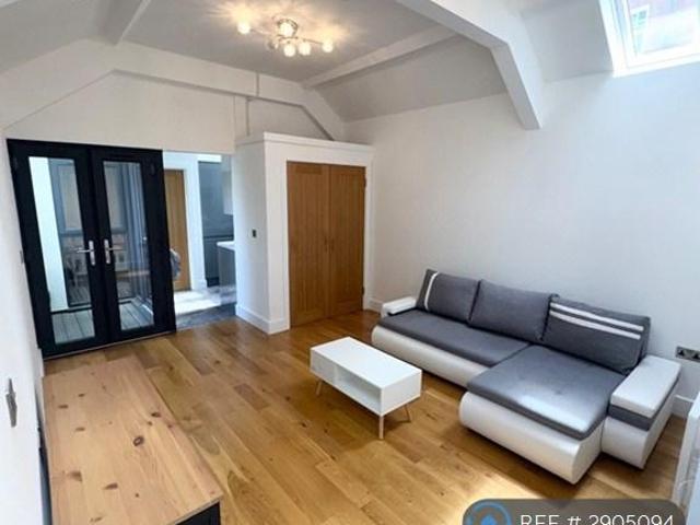 1 bedroom terraced house to rent