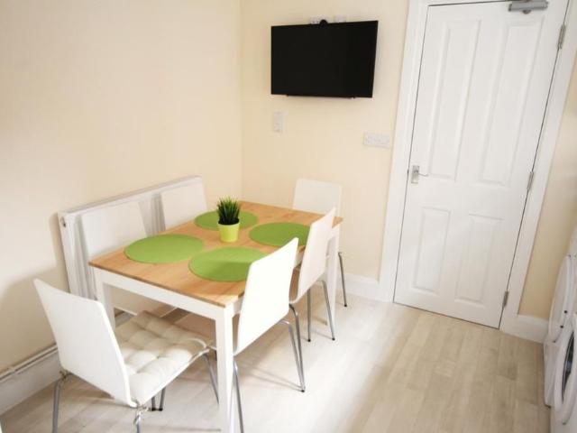 1 bedroom terraced house to rent
